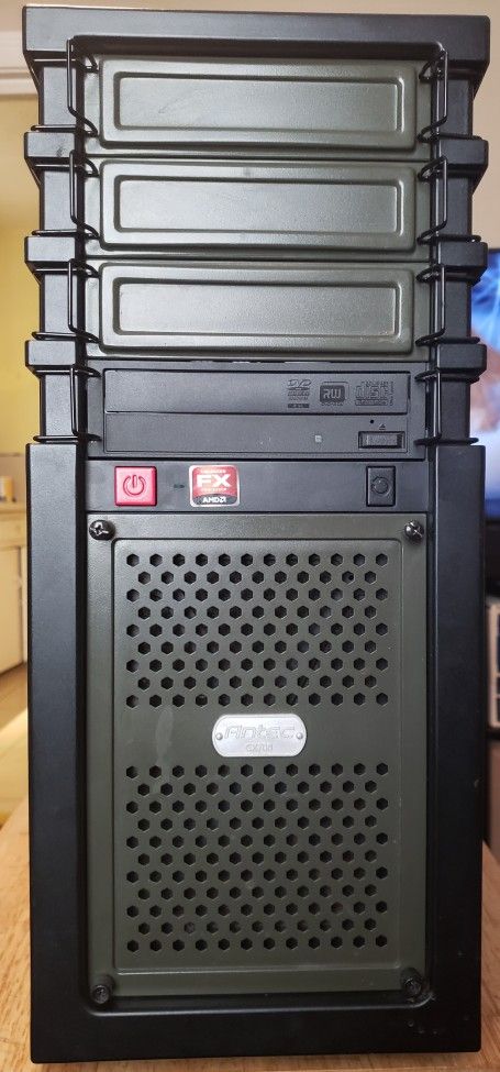 Antec Gx700 Gaming Computer With Fan Speed Control for Sale in Houston ...