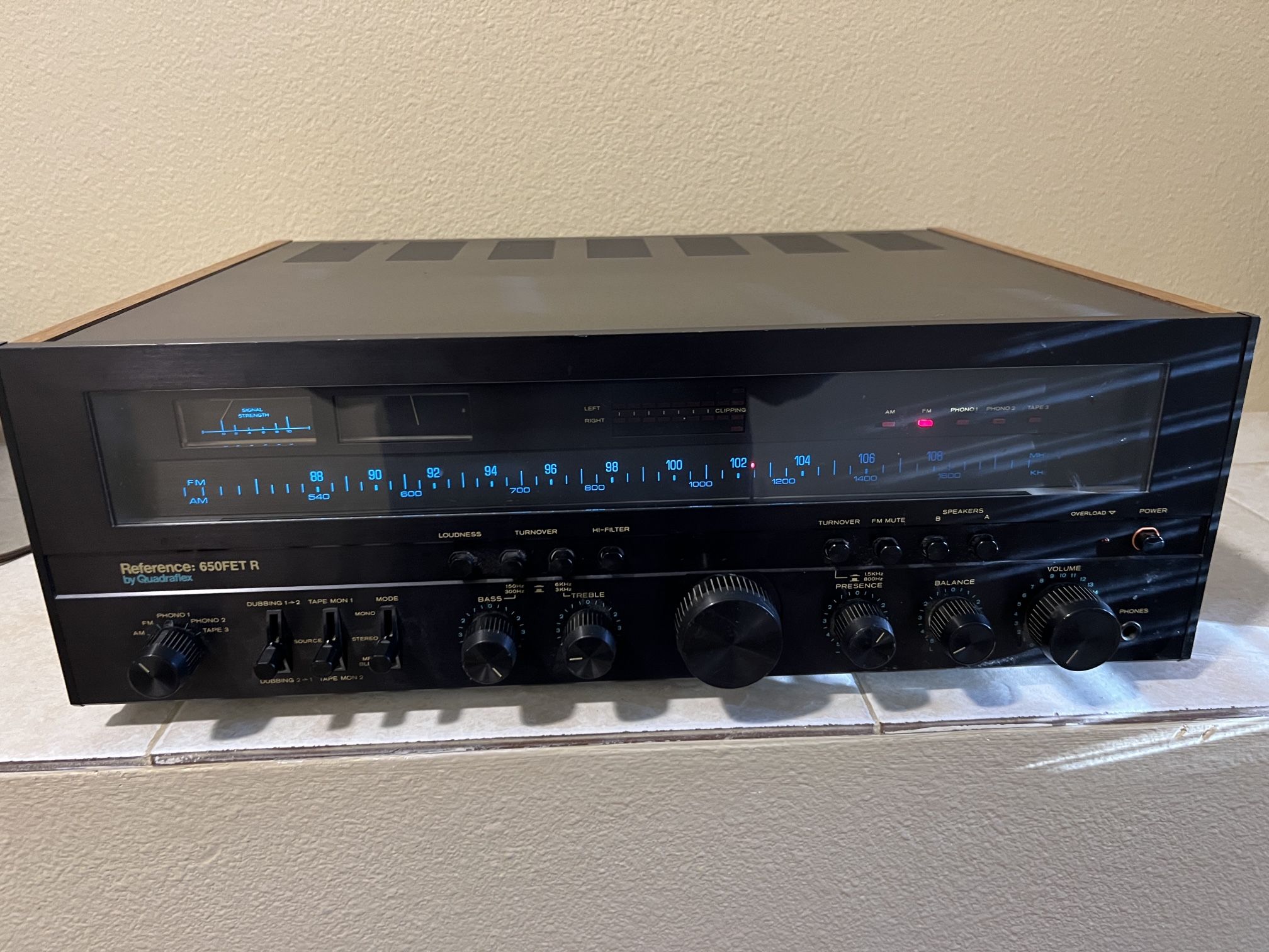 Reference 650 FET R RECEIVER for Sale in Bellevue, WA - OfferUp