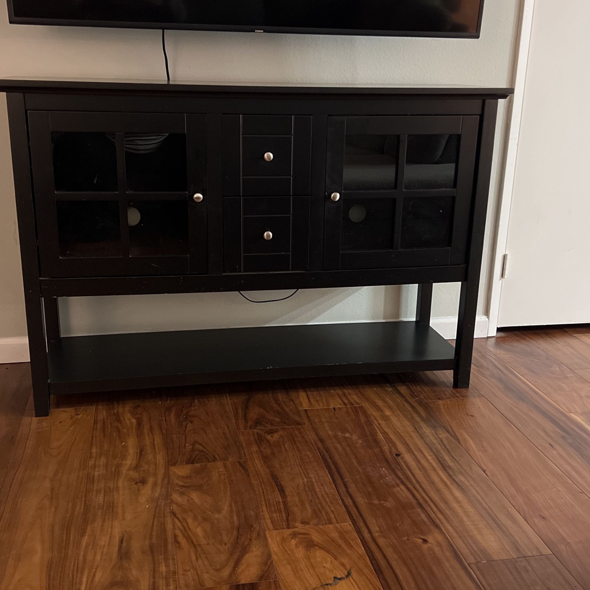Black Credenza for Sale in Los Angeles, CA - OfferUp