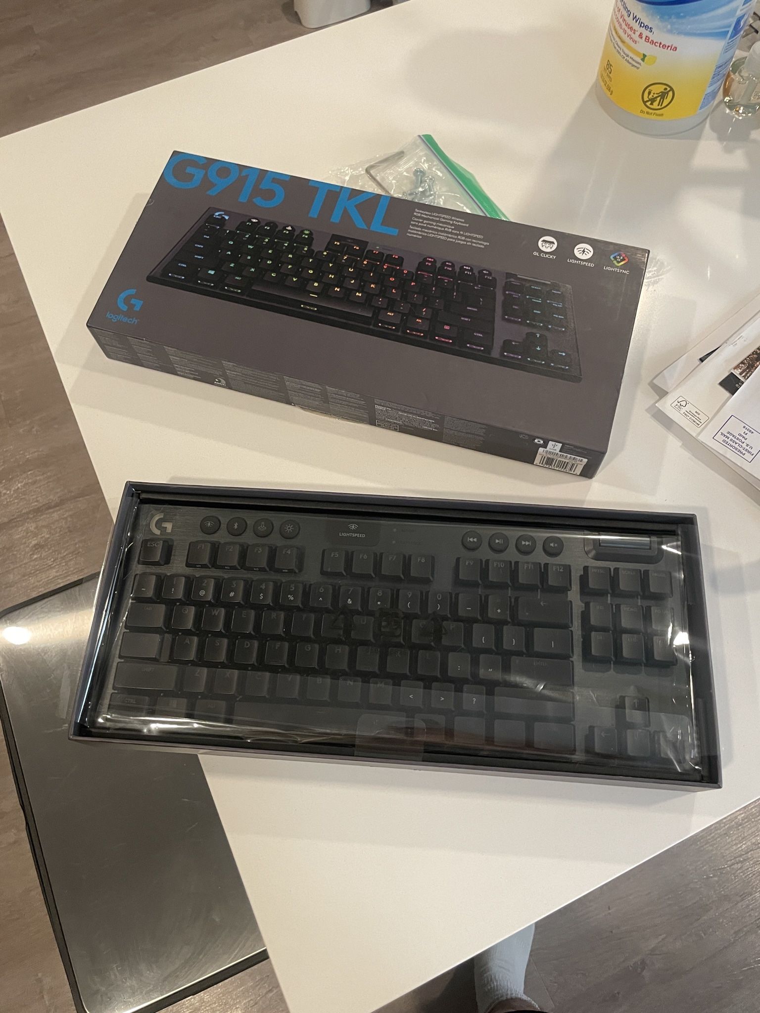 Logitech - G915 LIGHTSPEED TKL Wireless Mechanical GL Clicky Switch ...