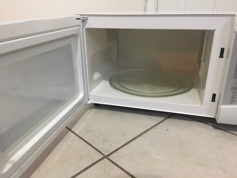 Sharp Carousel R-308JW 1100 Watts Microwave Oven LCD Display White Mid ...