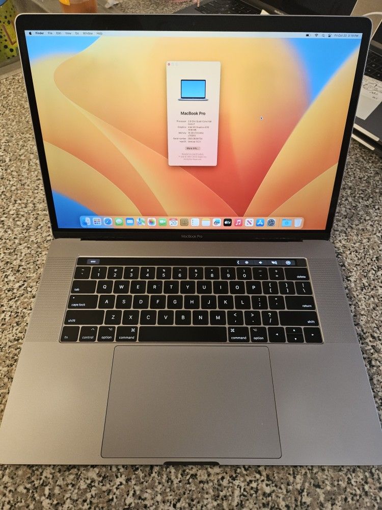 Apple Macbook Pro 15" 2017 Touchbar i7 for Sale in San Ramon, CA - OfferUp