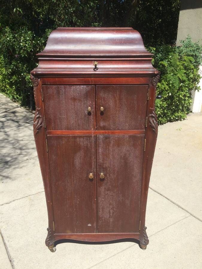 Antique 1913 Victor Victrola VV-XVI Mahogany Talking Machine for Sale ...