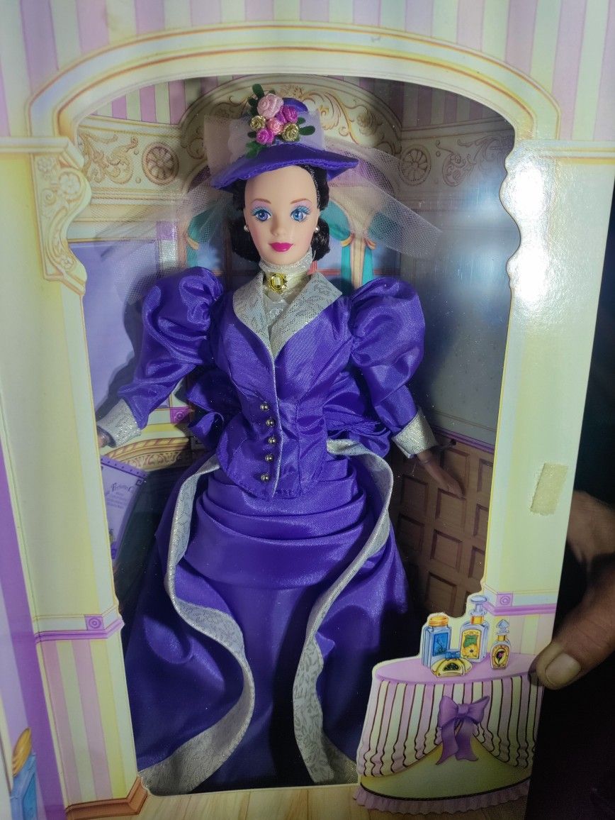 Mrs Albee Avon barbie