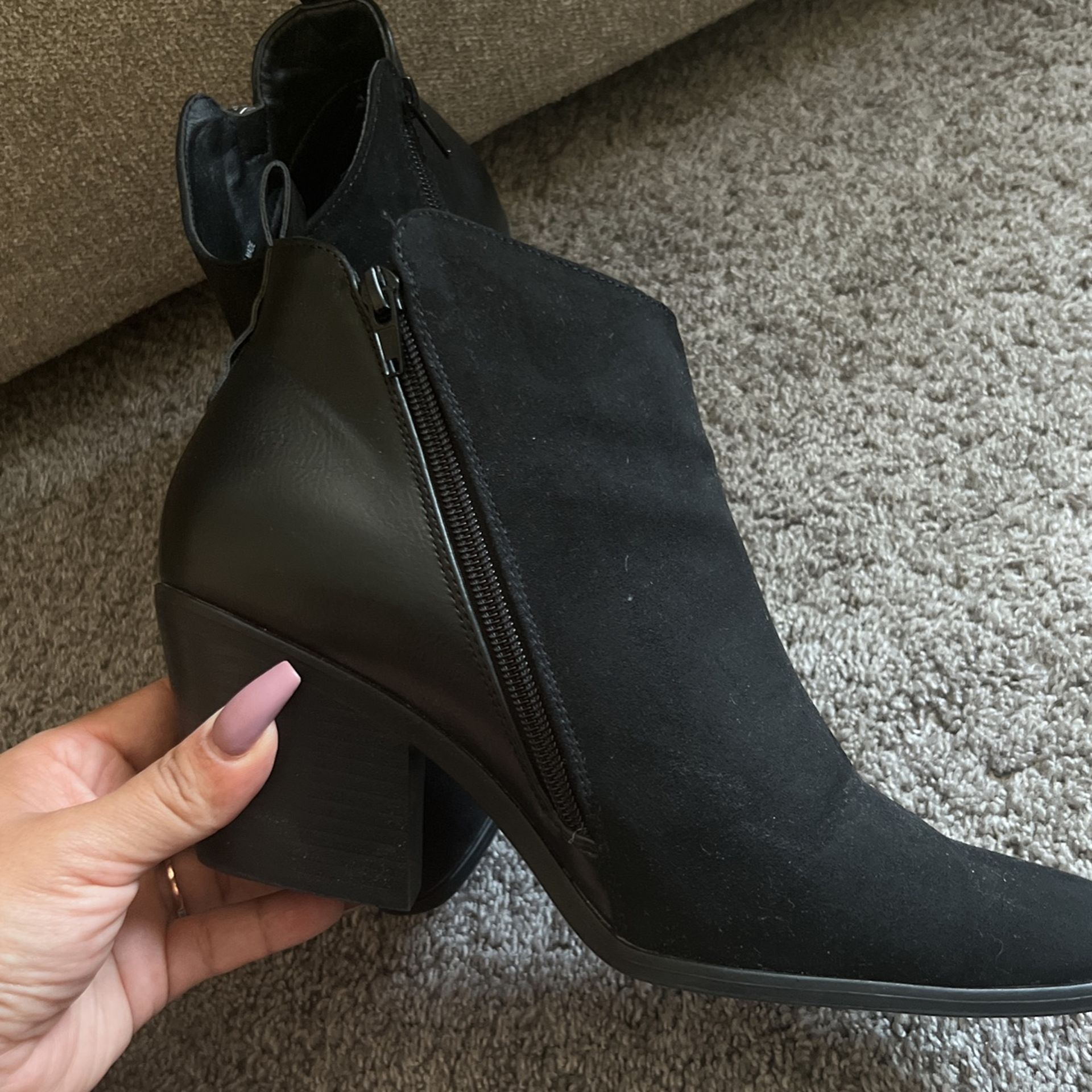 Size 8.5 Booties for Sale in Fresno, CA - OfferUp