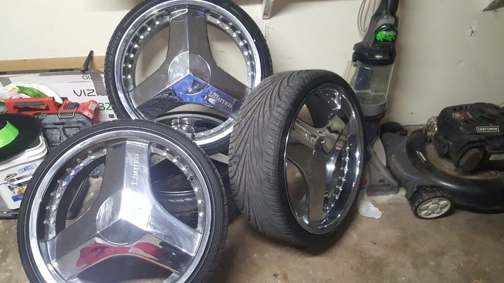 Set of 22 inch Chopper Blades Rims with 245/30R 22 Tires for Sale in ...