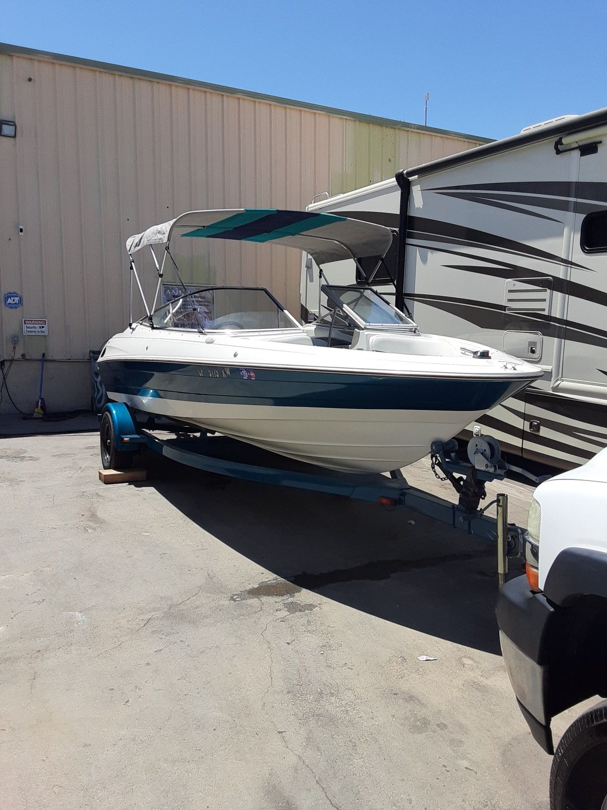 97 Bayliner super clean boat. V8. 5.7. Trade for Sale in Hesperia, CA ...