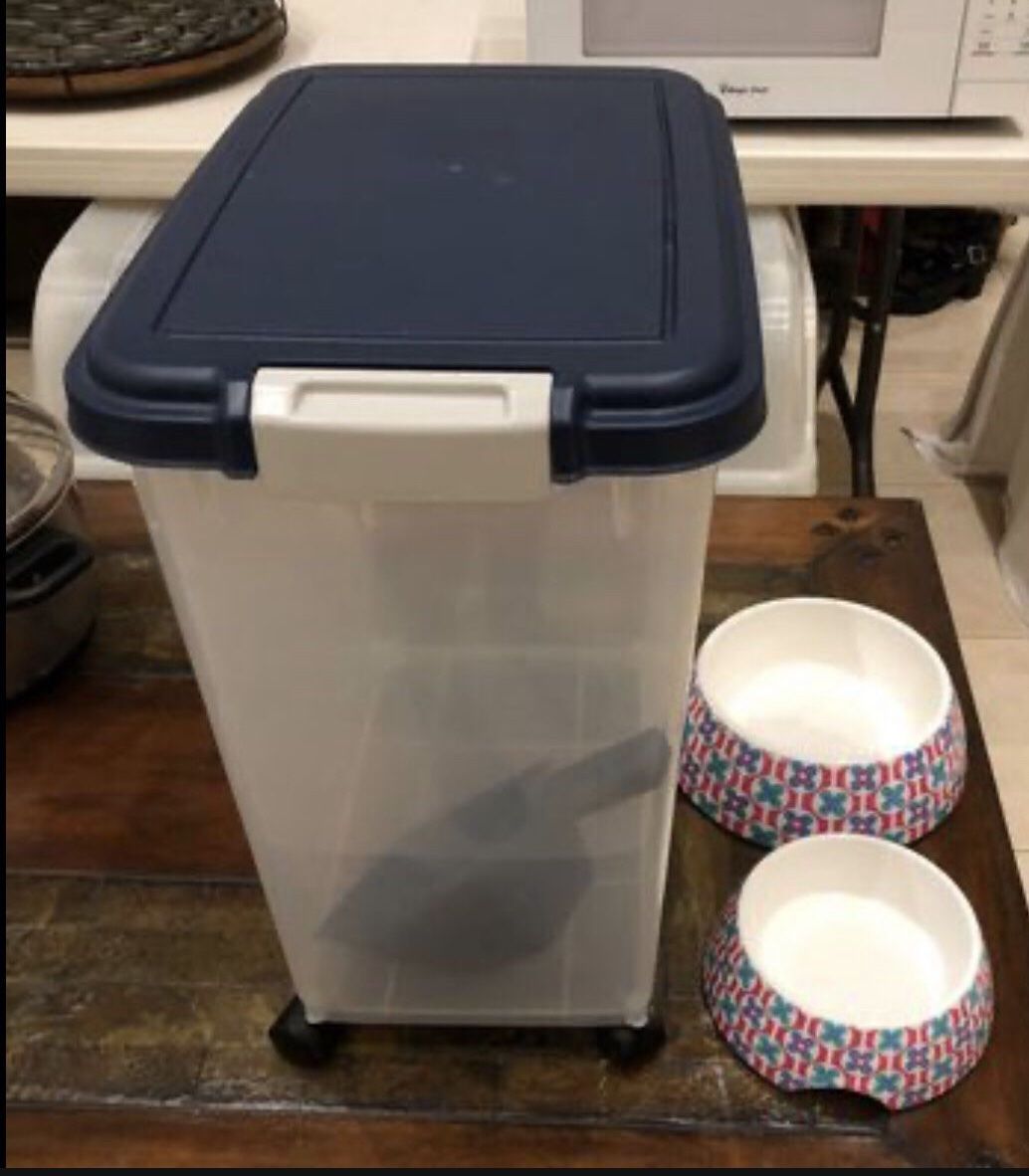 Tall Storage Bins On Wheels