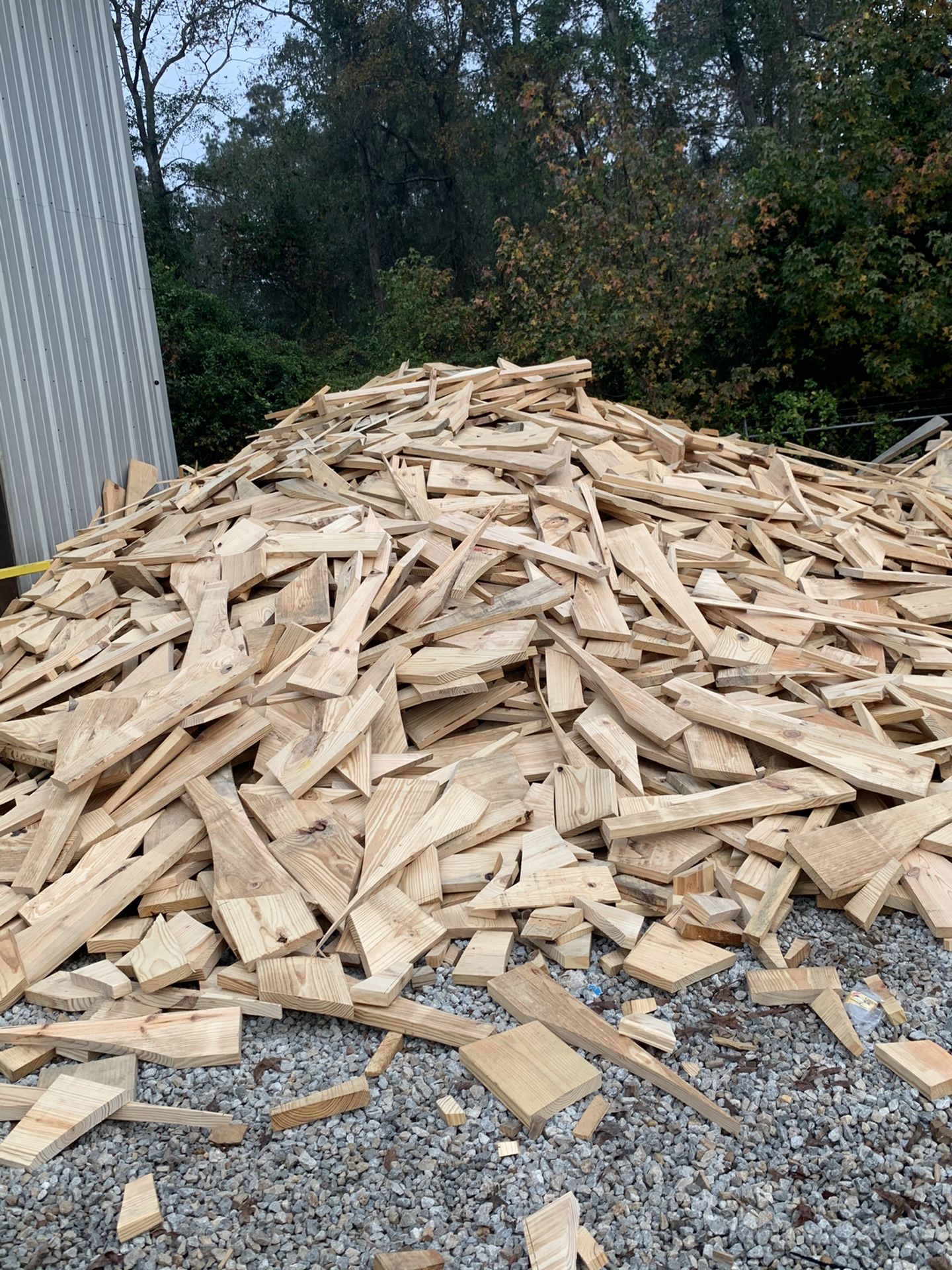 Free Yellow Pine / Free Lumber / Free Fire Wood : For Any Questions ...