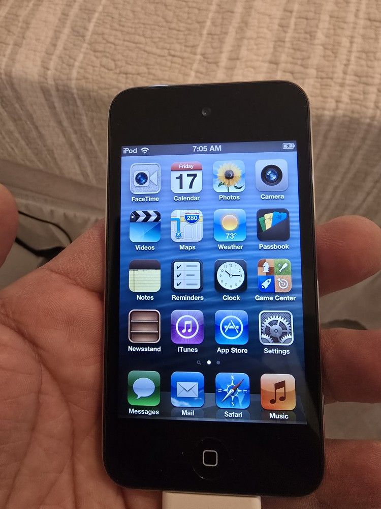 Ipod Touch 8GB - WORKING for Sale in Santa Ana, CA - OfferUp