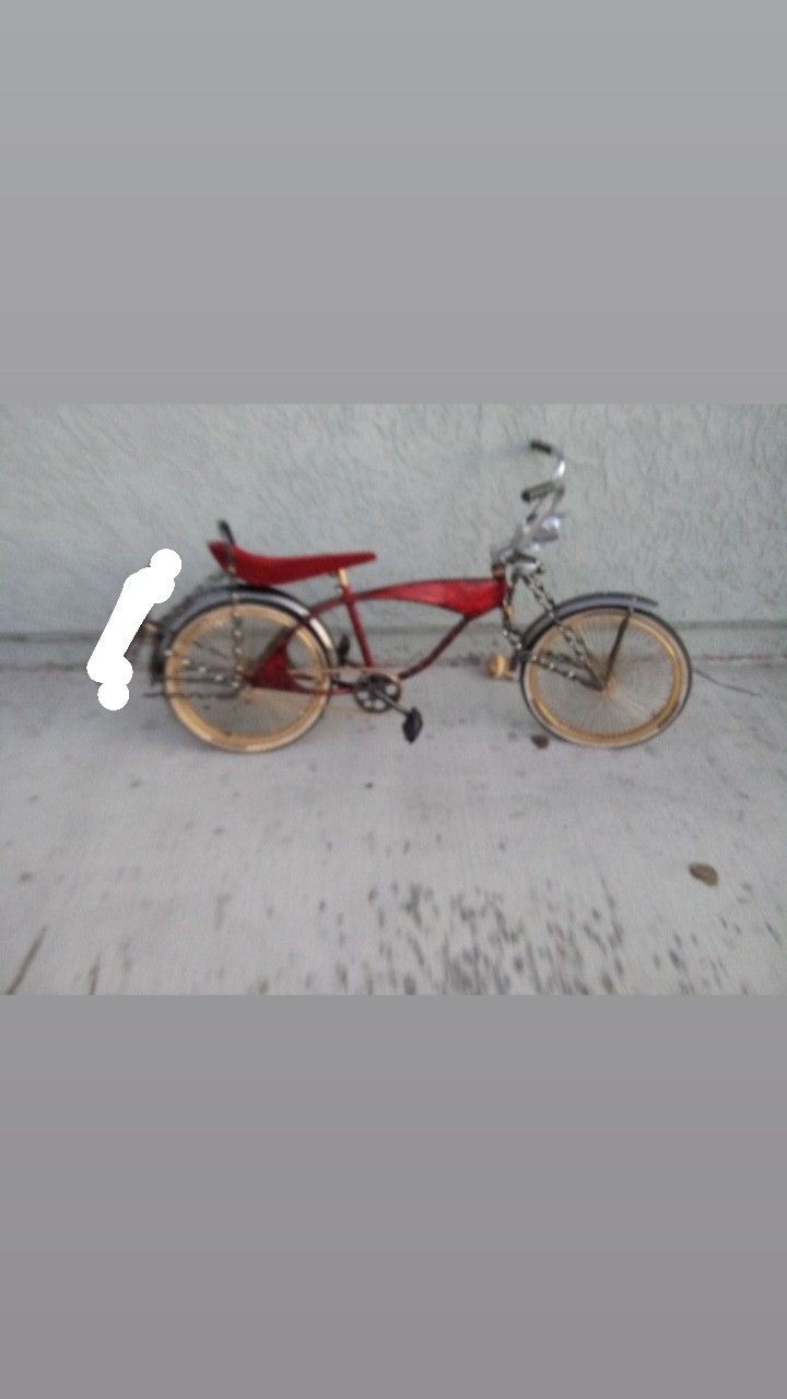 8 ball lowrider bike for Sale in Garden Grove, CA - OfferUp