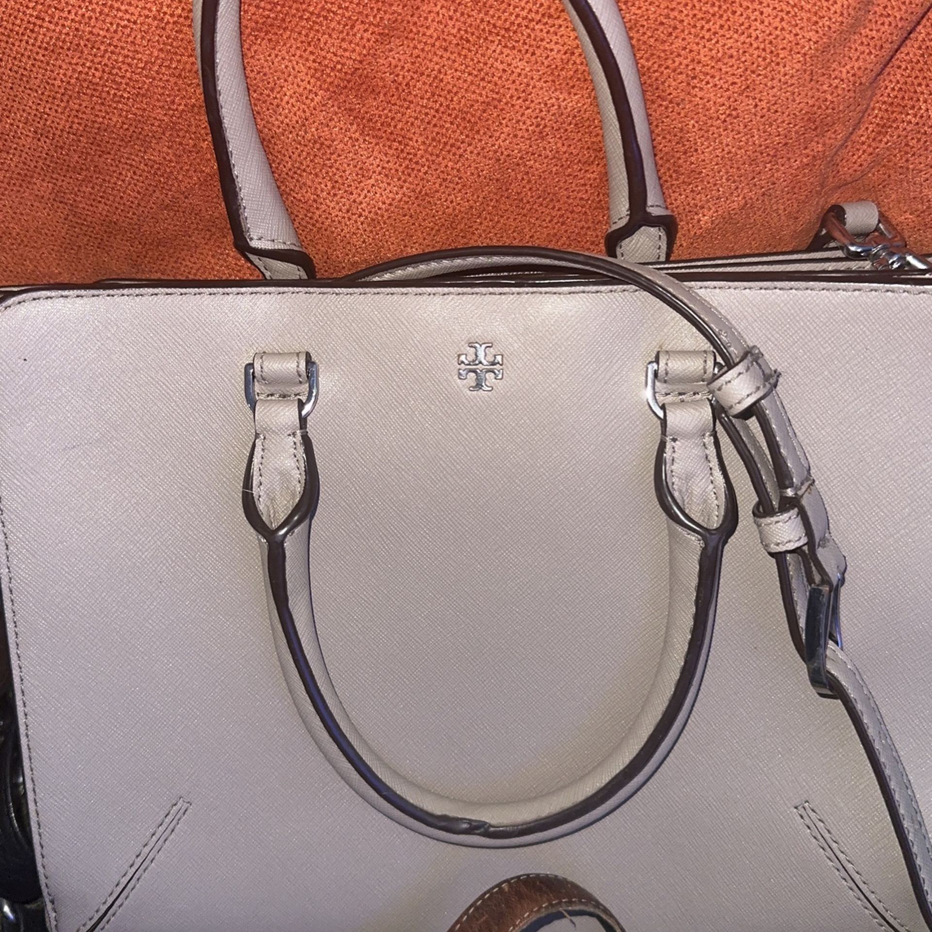 9 bolsas guess , tory burch , calvin klein , coach , dooney & bourke todas originales todas por ...