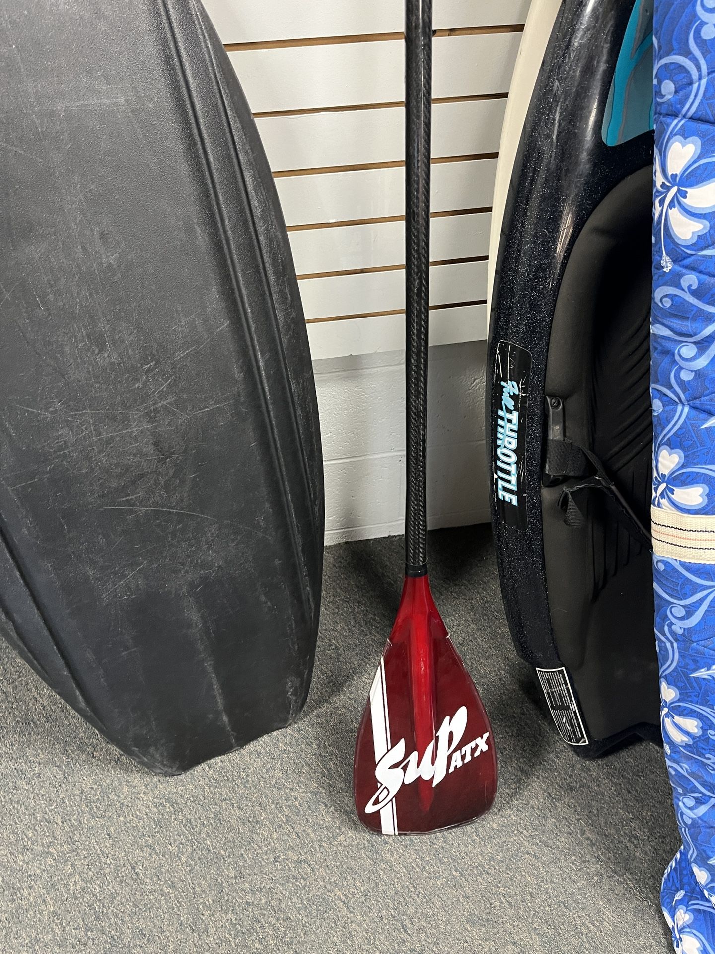 used Sup ATX paddleboard paddle for Sale in Guadalupe, AZ - OfferUp