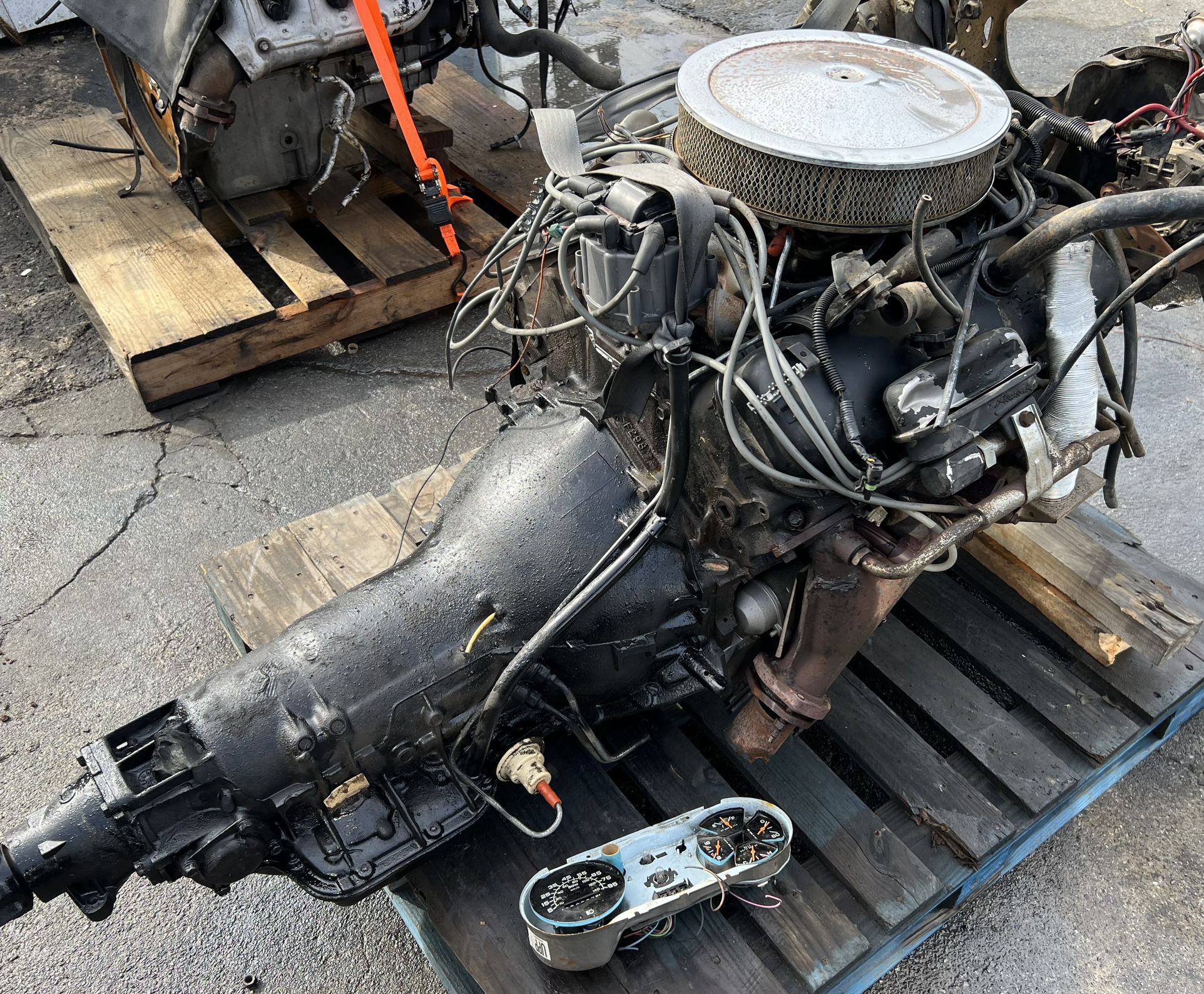 Chevy 454 Engine And Th400 Trans for Sale in Montebello, CA - OfferUp