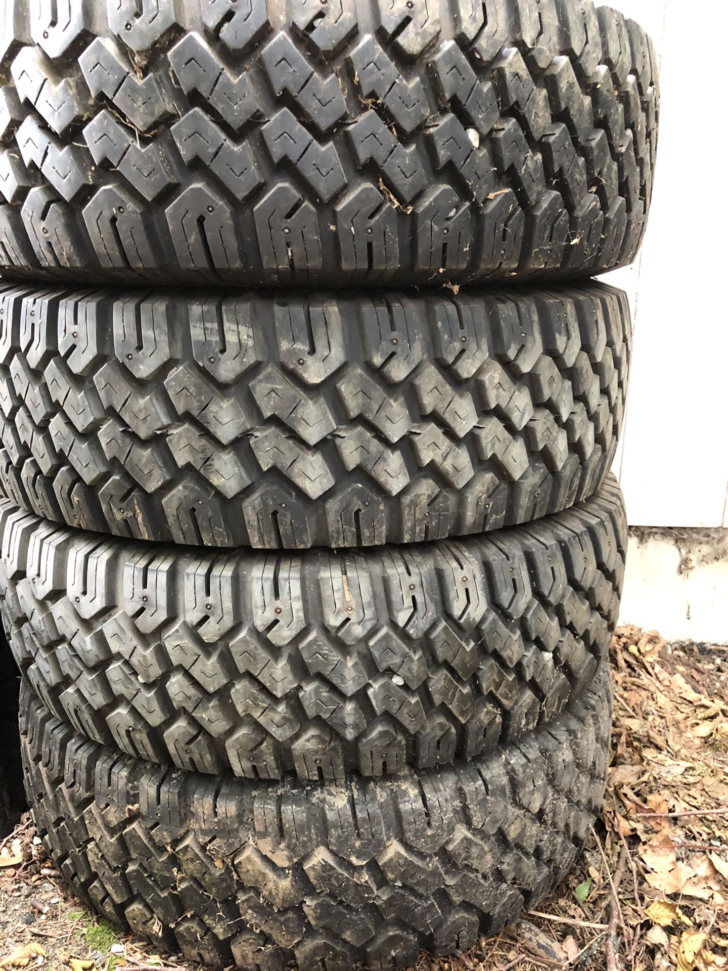 4 Truck Tires 265/70/17 for Sale in Sedro-woolley, WA - OfferUp