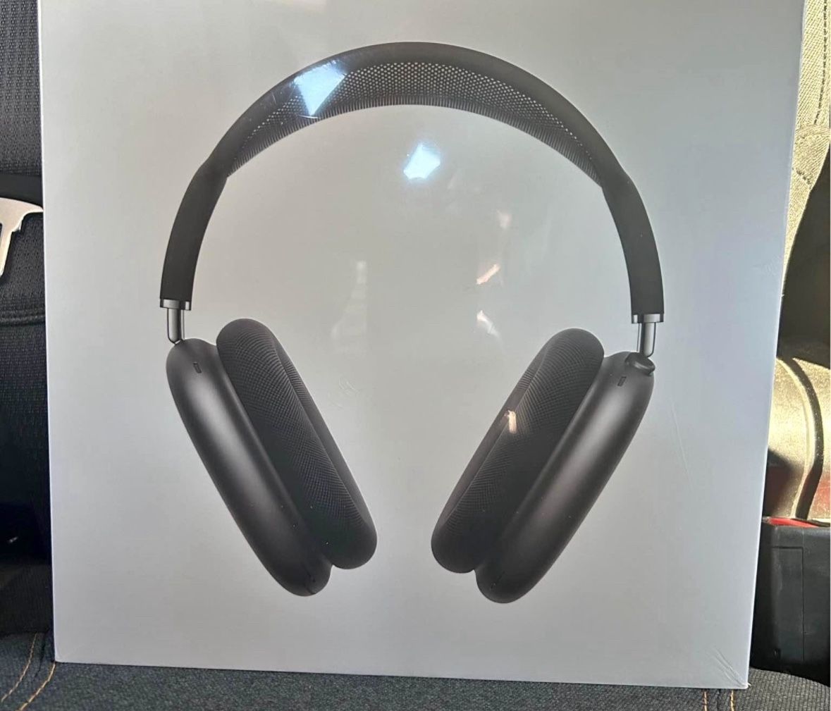 Midnight AirPod Max Brand New for Sale in Baltimore, MD - OfferUp