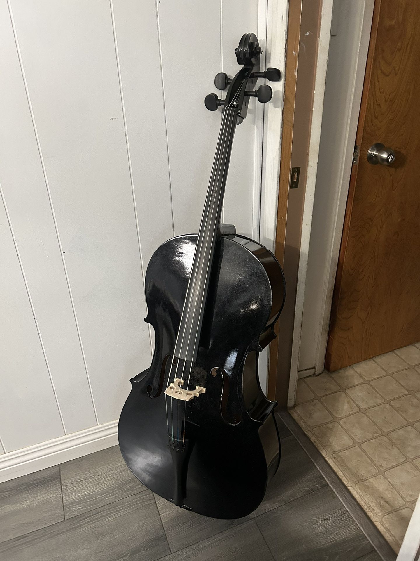 Cello 4/4 Full Size Perfect For Beginner Student for Sale in Oak Glen ...