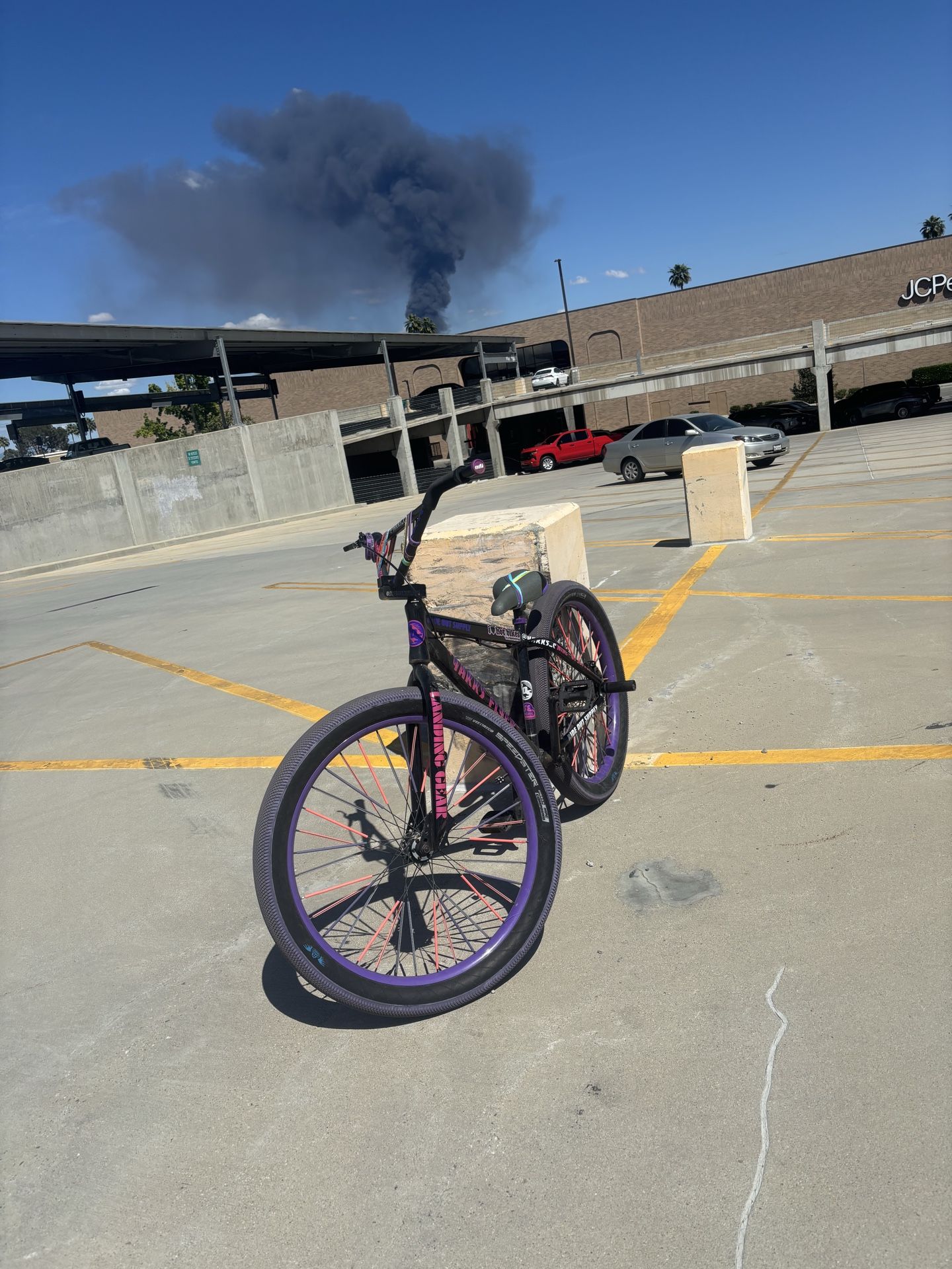 Se maniac flyer 27.5 for Sale in Bakersfield, CA - OfferUp