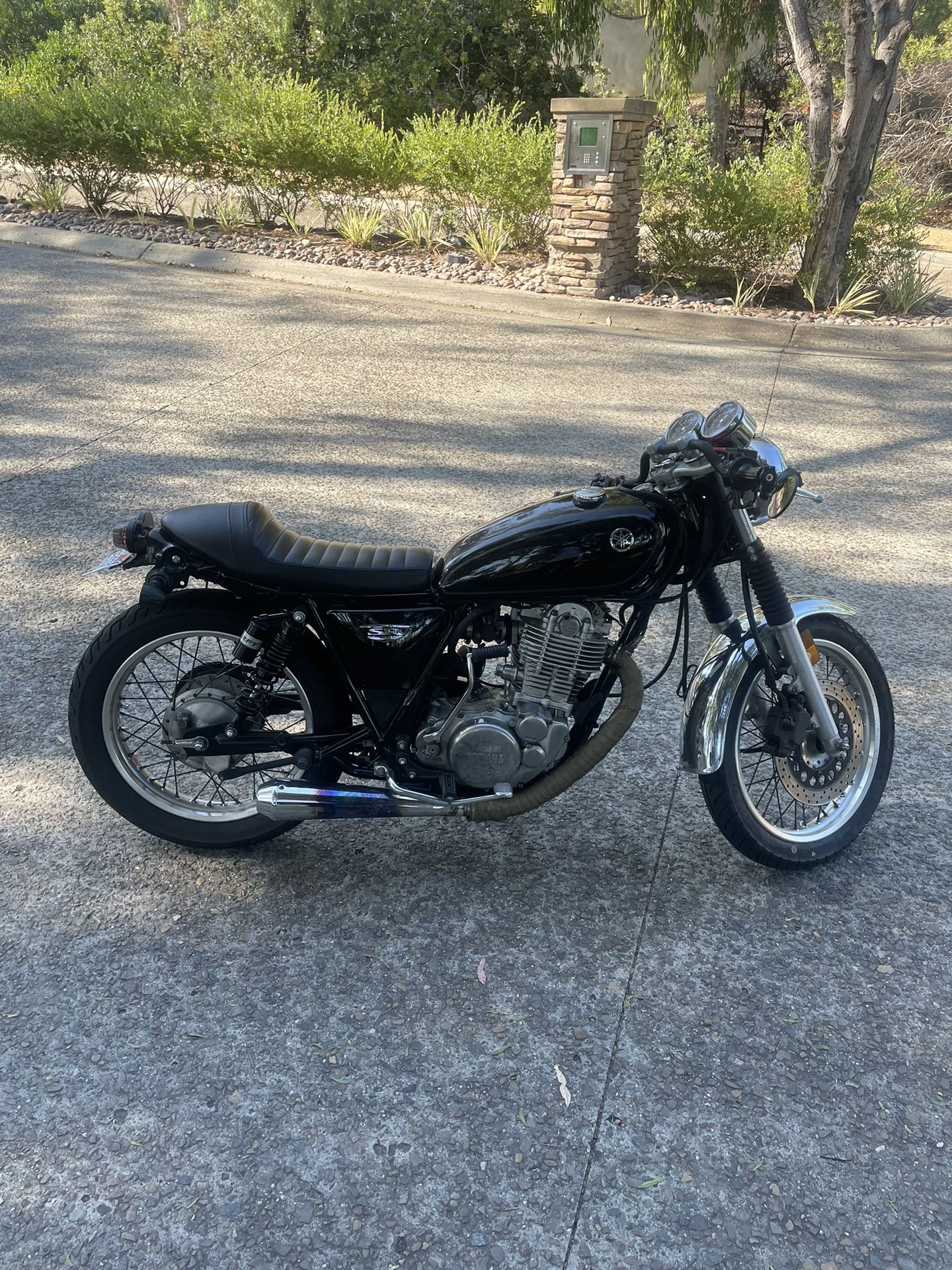 2016 Yamaha Sr400 for Sale in San Diego, CA - OfferUp