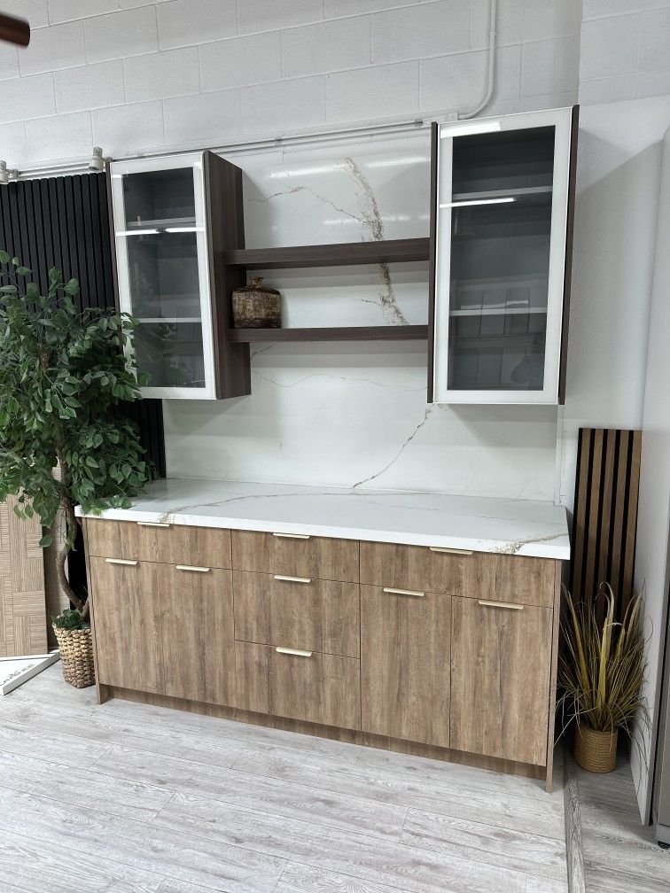 Kitchen Modern Cabinets Limited Time Offer for Sale in Los Angeles, CA ...