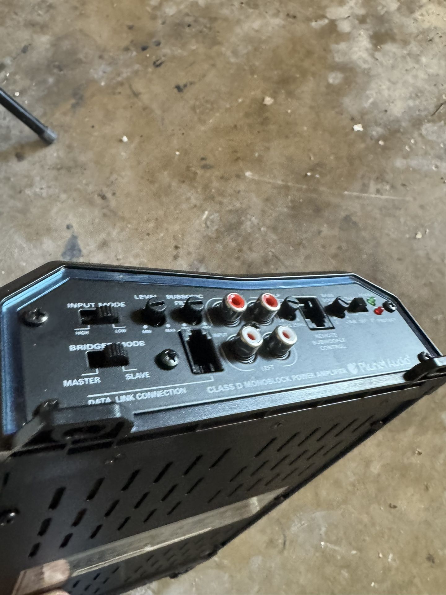 Memphis Subwoofer And Amp for Sale in Riverside, CA - OfferUp