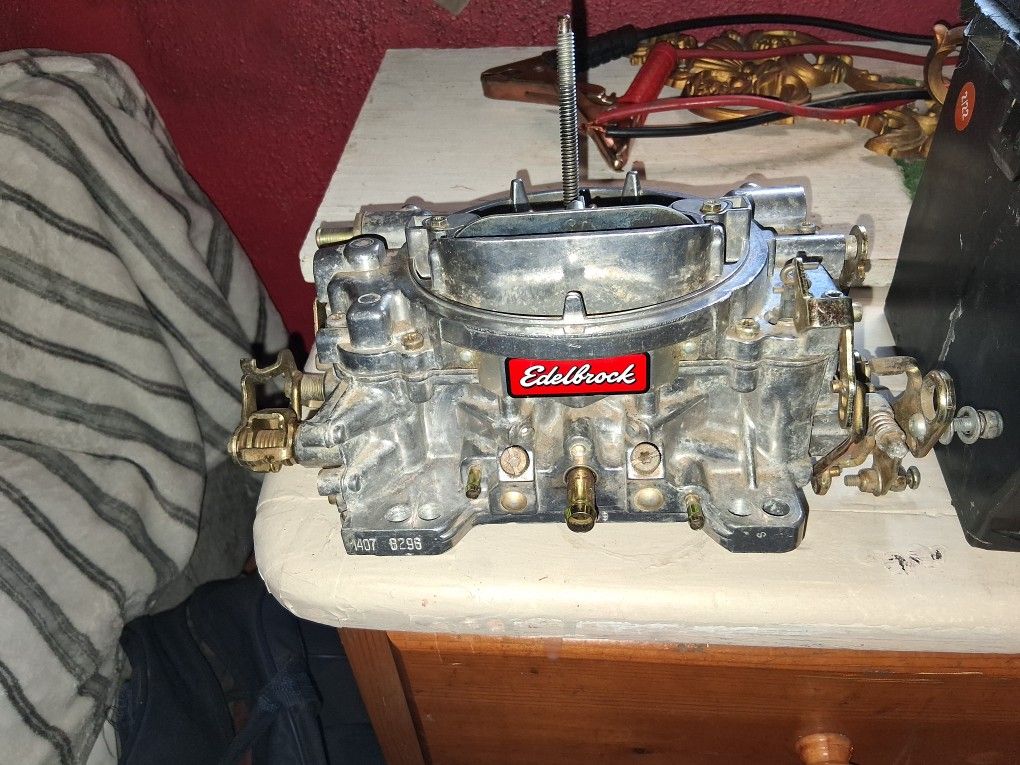 Edelbrock 1407 For Performer 4 Barrel Carburetor, 750 CFM, Manual Choke ...