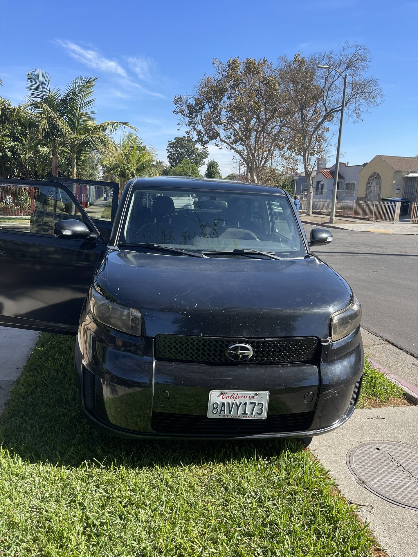 2010 Toyota Scion xB for Sale in Los Angeles, CA - OfferUp