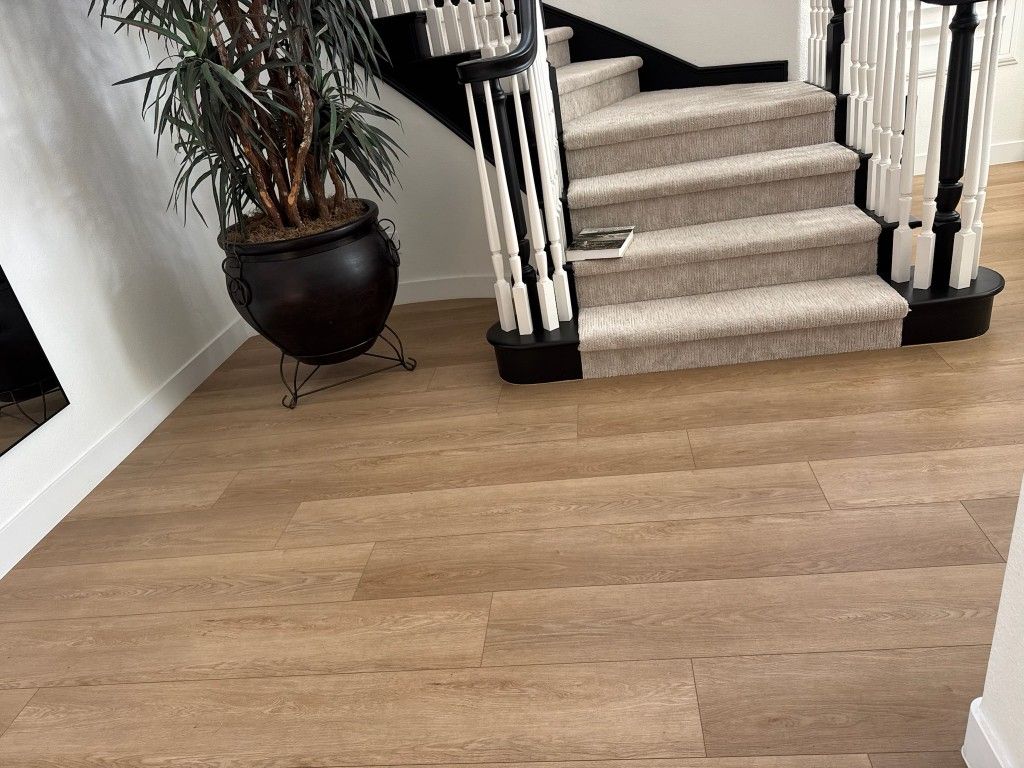 Luxury Vinyl Plank Flooring Floating Locking Lvp for Sale in Chula ...