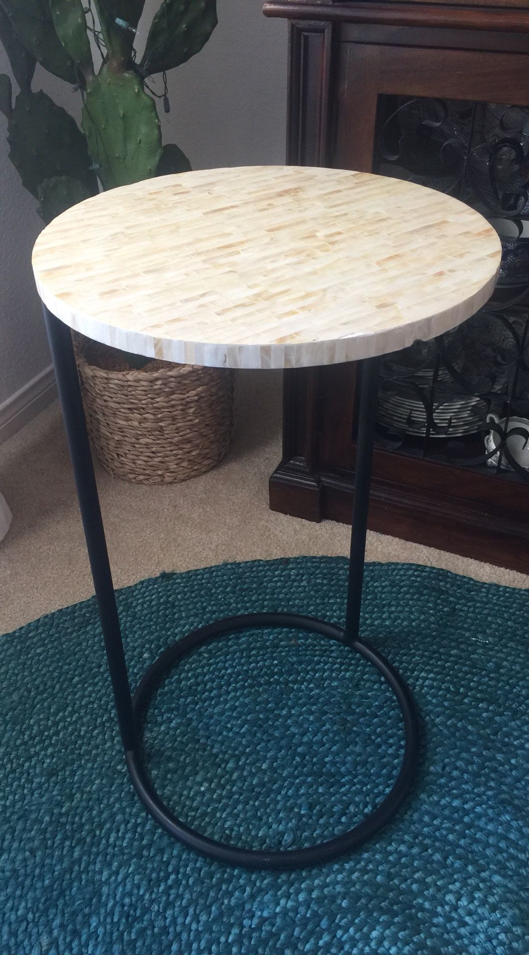 Pier One 1 Mother of Pearl C Table - Side Table - Sofa Table for Sale ...