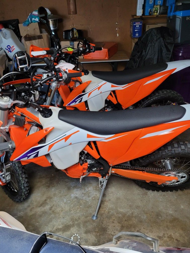 2 Brand New KTM 500 EXC-F Dual Sports W/titles And Keys. for Sale in ...