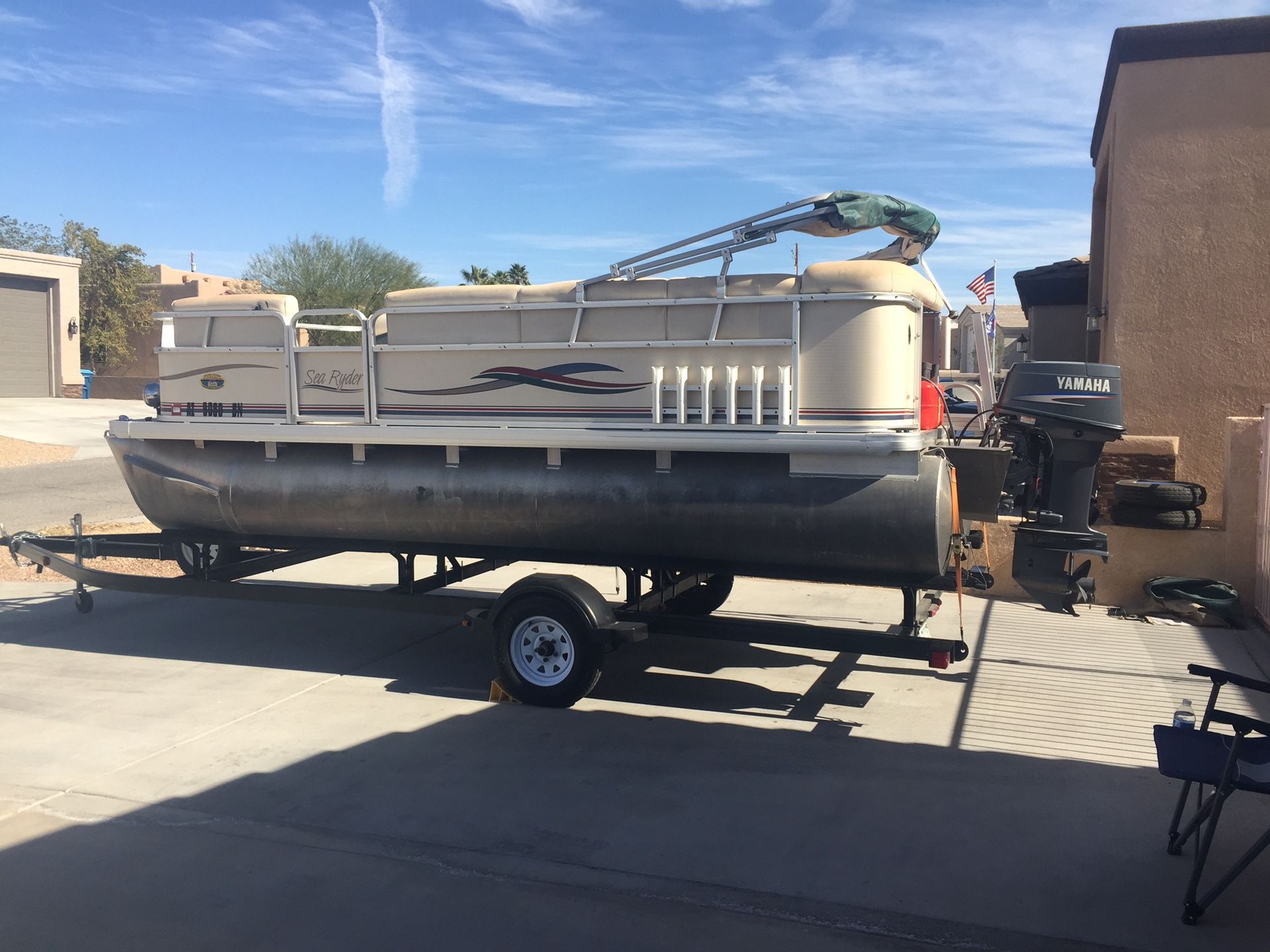 18 foot pontoon for Sale in Lake Havasu City, AZ - OfferUp
