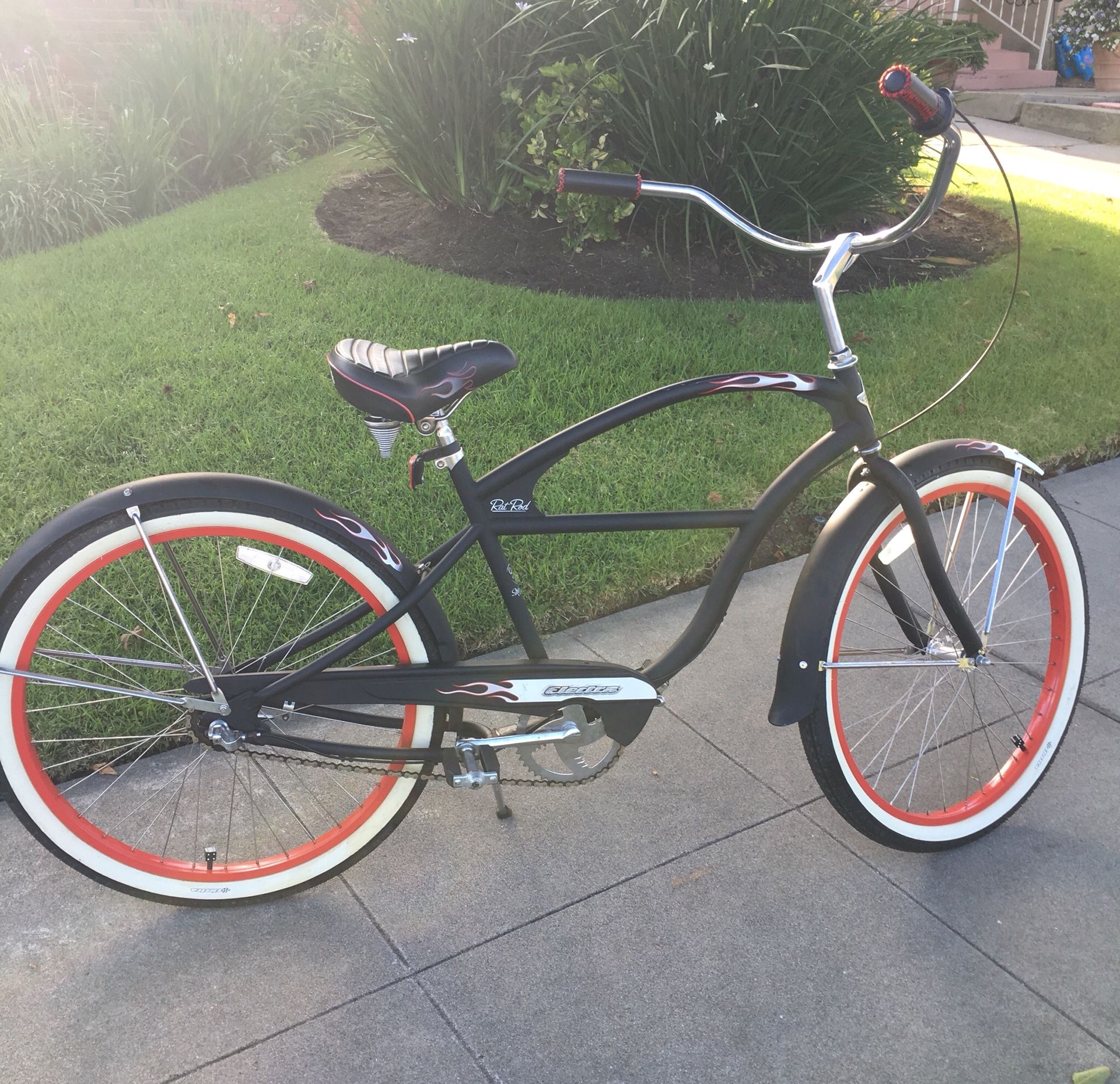 Electra Rat Rod 3i/3speed Beach Cruiser / Bicycle for Sale in Los ...