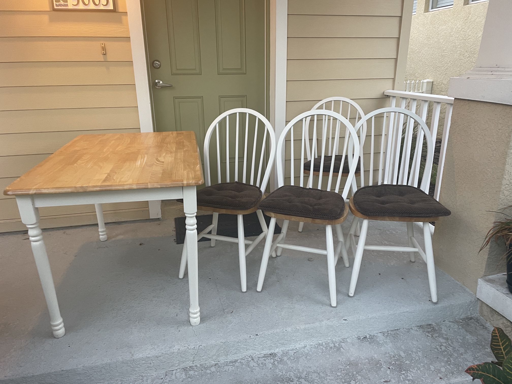 Butcher Block Table & 4 Chairs for Sale in Parrish, FL - OfferUp