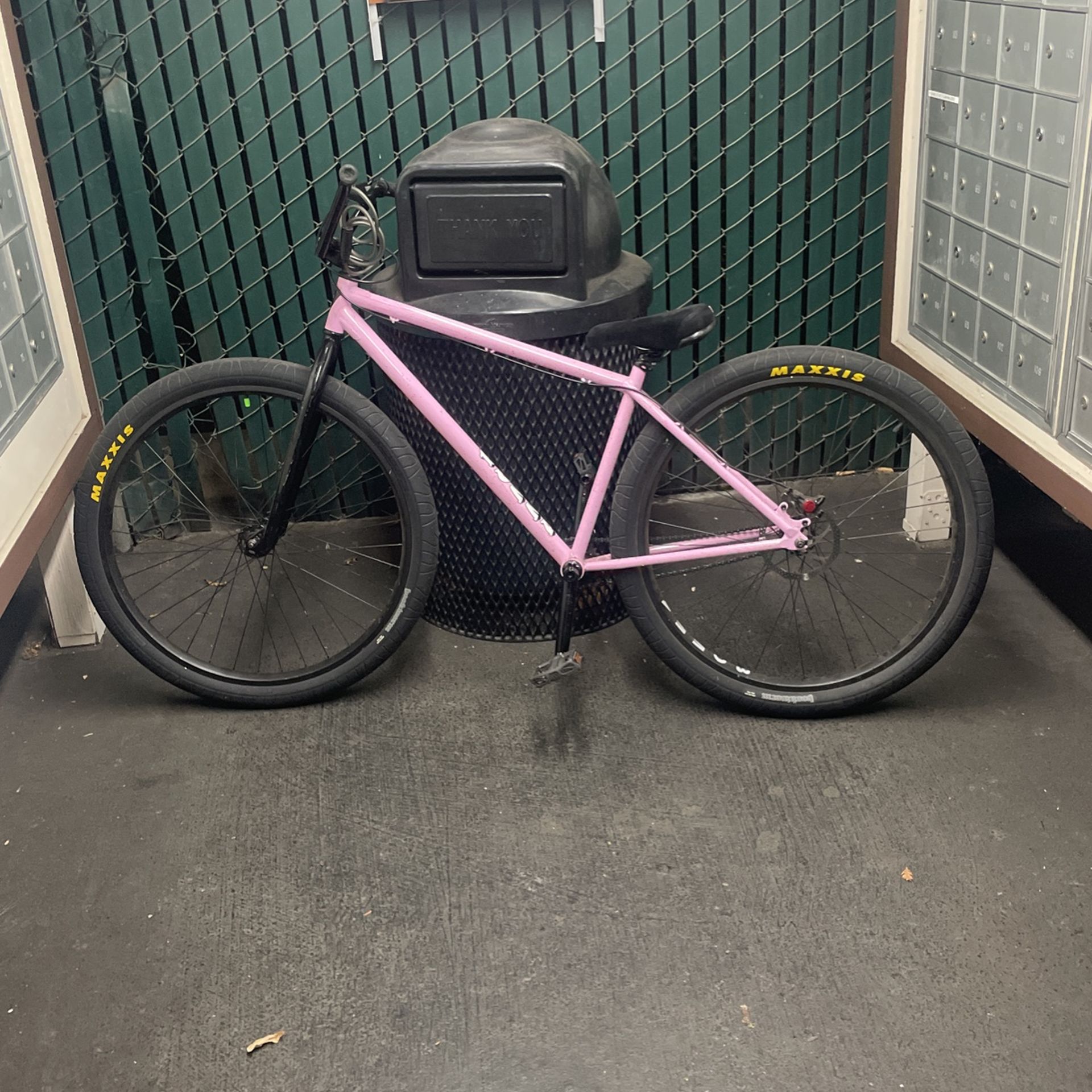 pink 29 inch mafia bomma (no trades) for Sale in Union City, CA - OfferUp