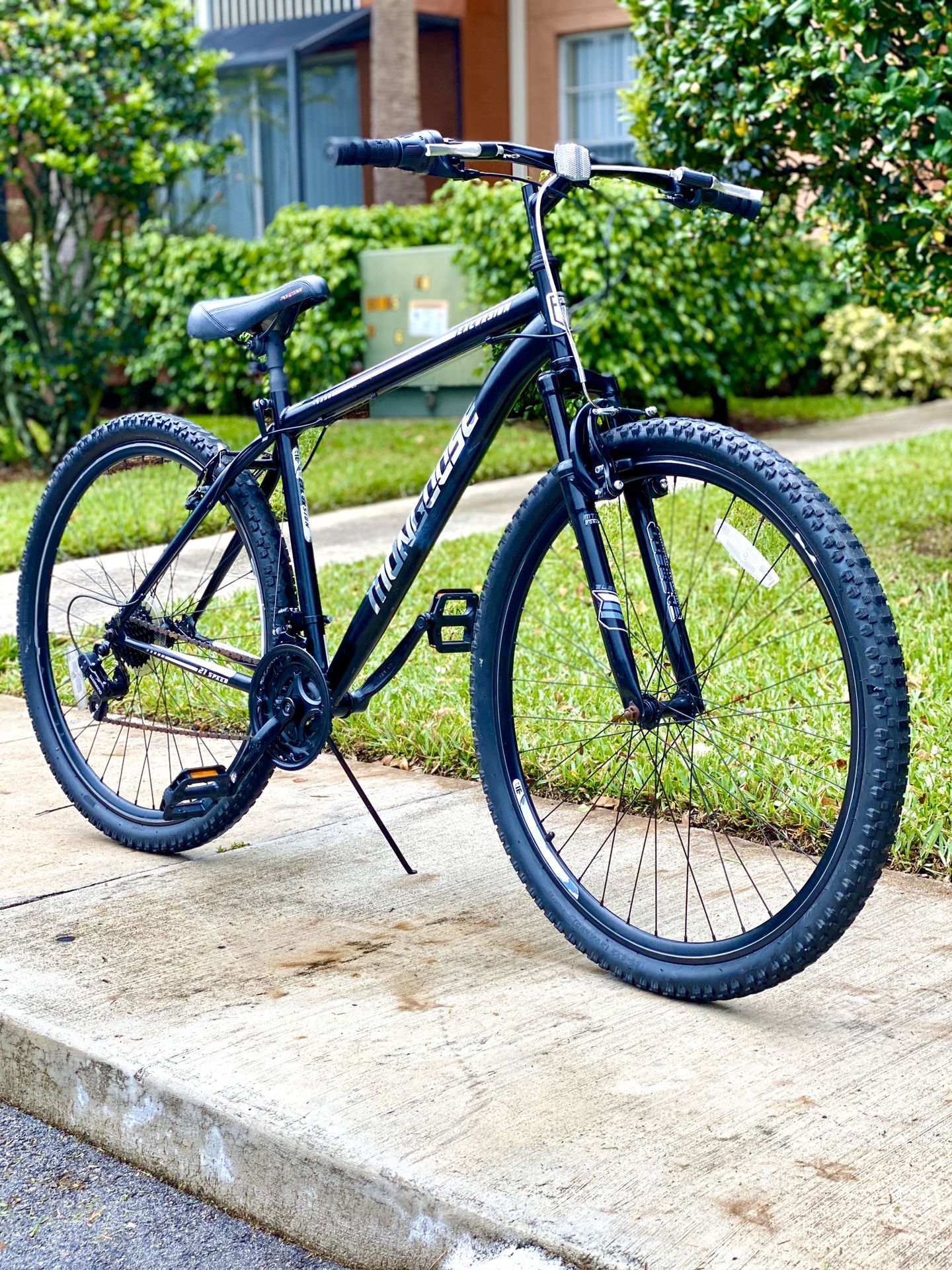 Mongoose 29" Excursion Mountain Bike - 21 speed with front suspension ...