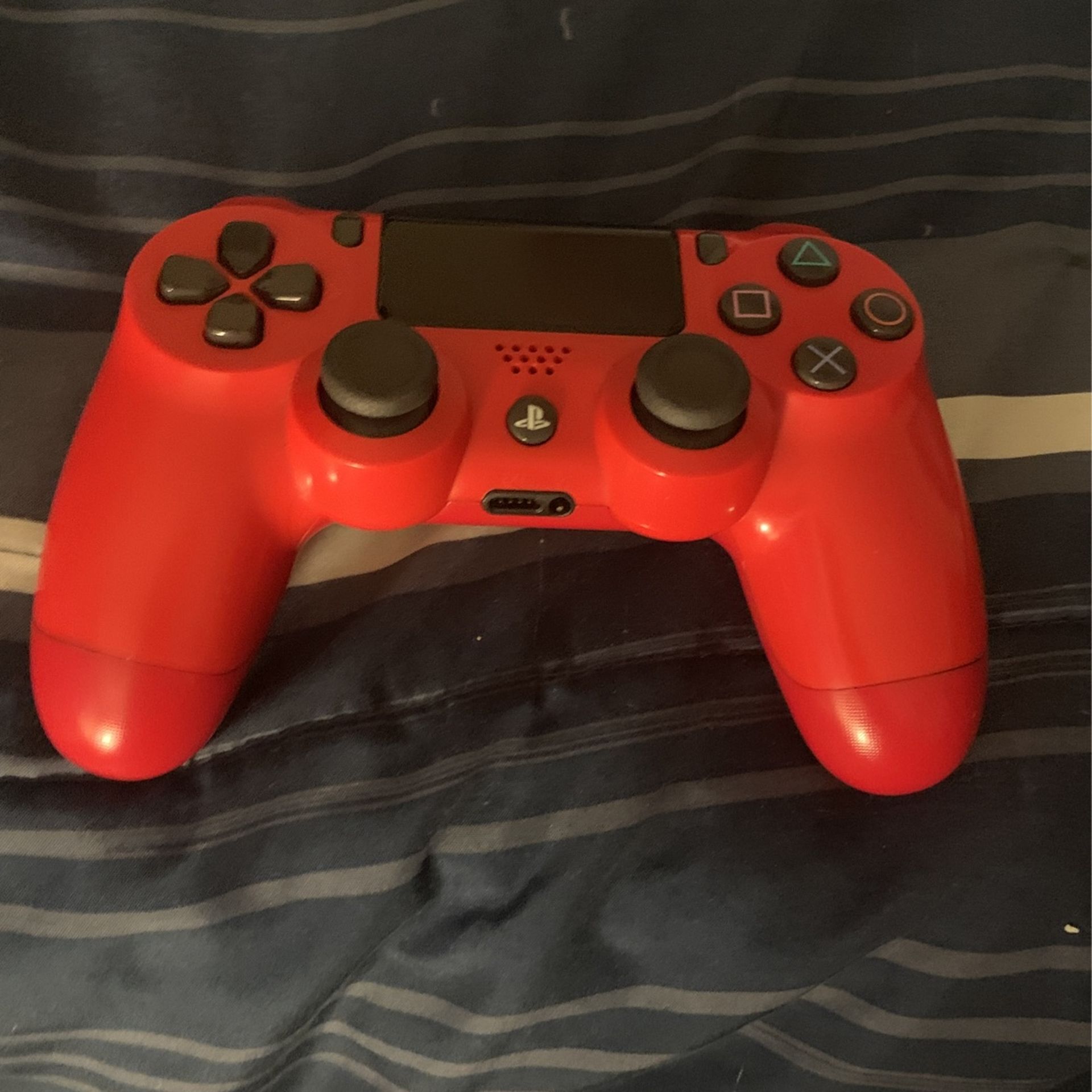 Red Ps4 Controller. for Sale in Gilbert, AZ - OfferUp