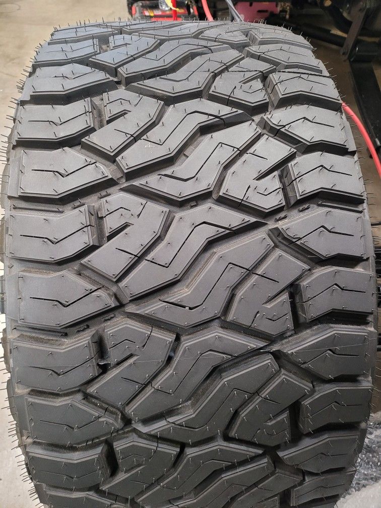 24x14 billet wheels 6x5.5 on 35x14.50R24 tires (K5 IS NOT FORSALE) for ...