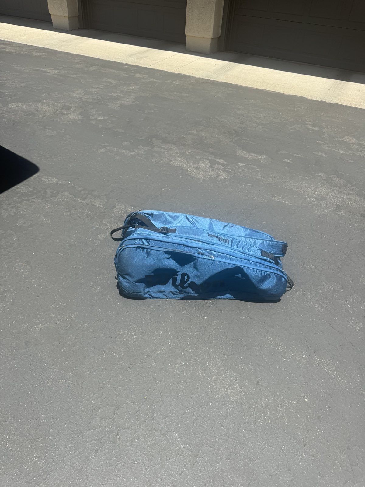 Wilson Tour Ultra Tennis Bag for Sale in Irvine, CA - OfferUp