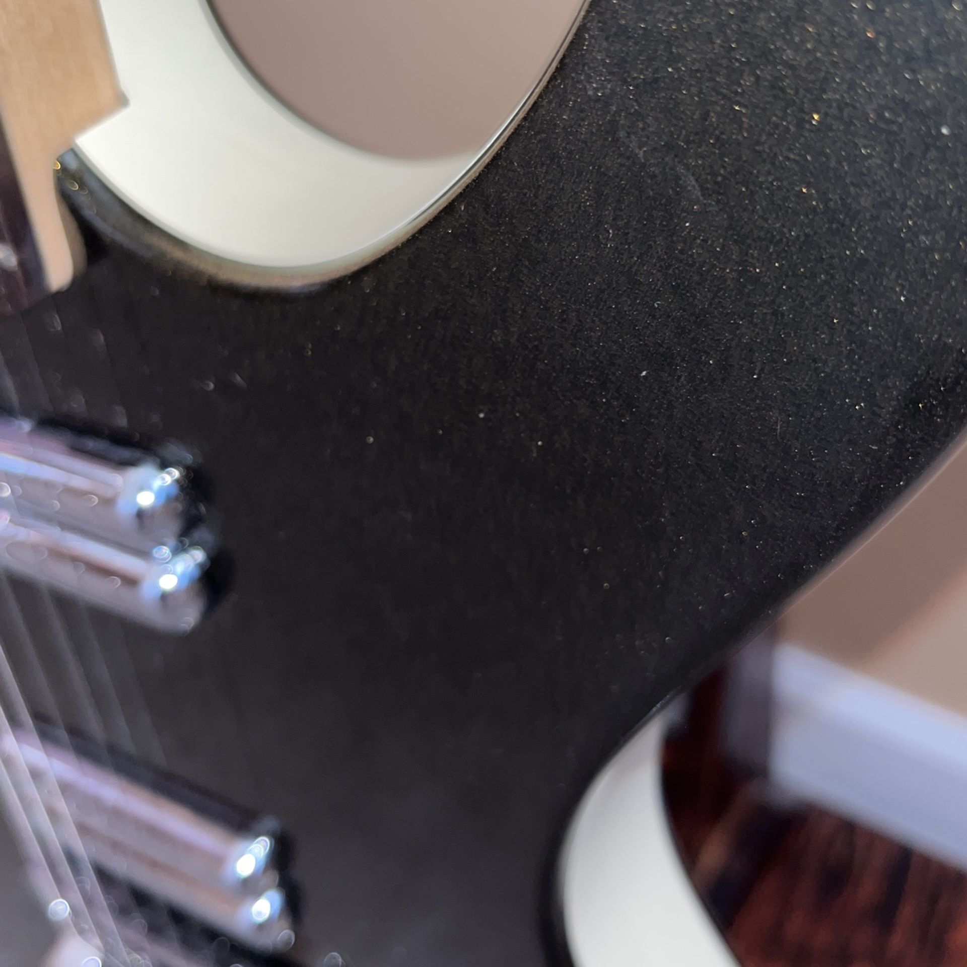 Danelctro Hodad Electric Guitar With Bigsby And Hard Shell Case Trades ...