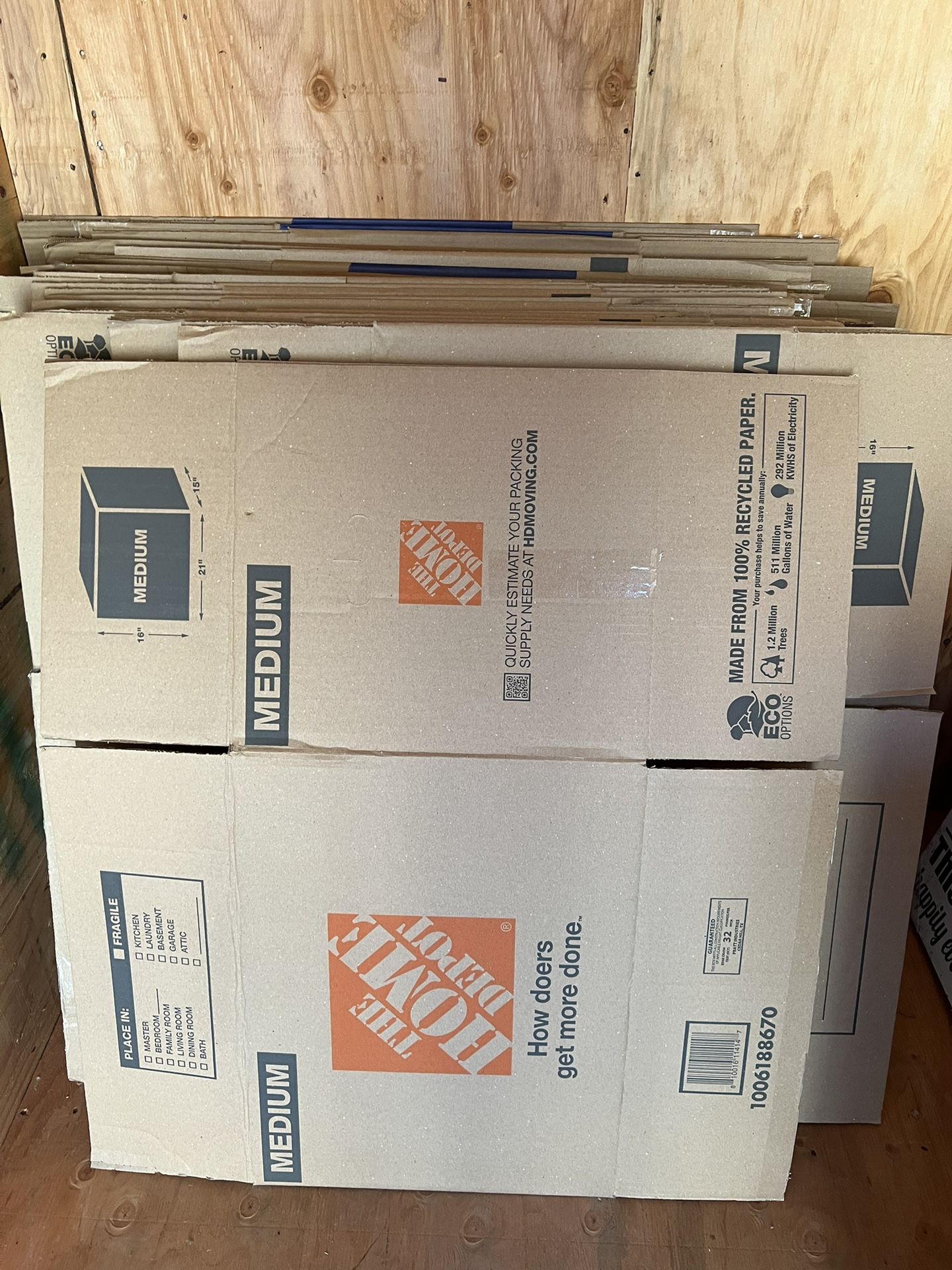 Medium Size Moving Boxes | Home Depot for Sale in San Diego, CA - OfferUp