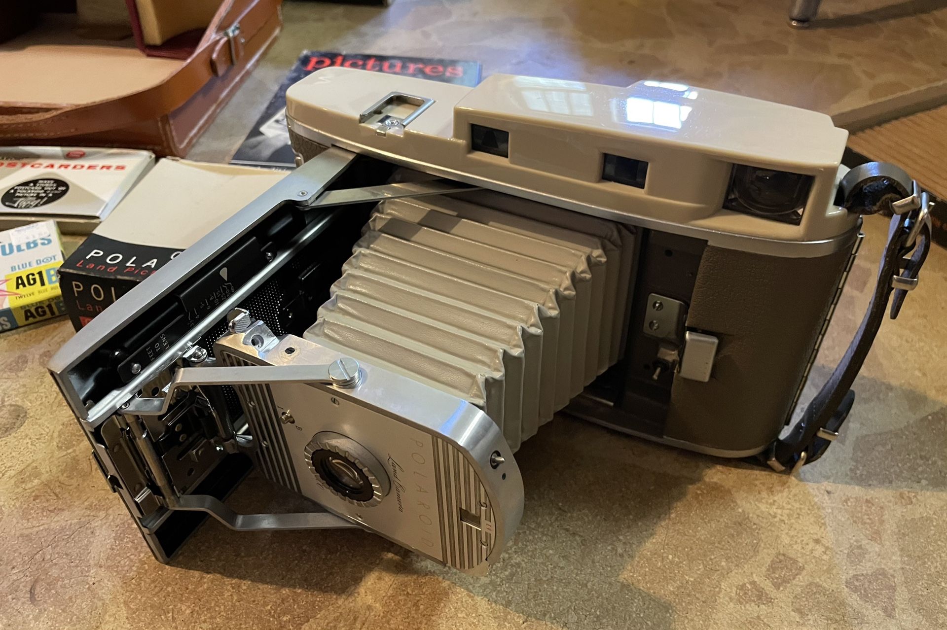 Vintage Polaroid Land Camera Model 150 & The 800 w/case, manual ...