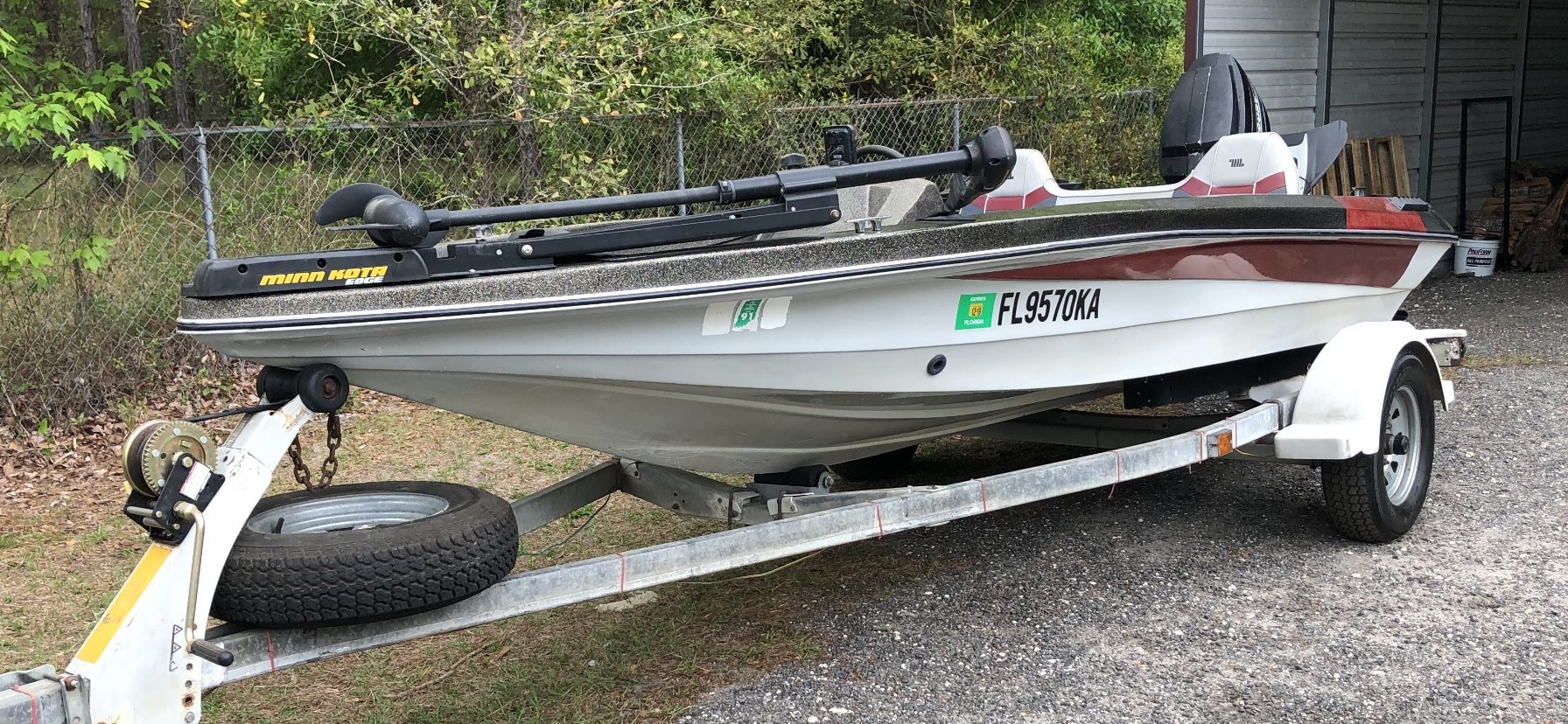 1988 15’ Bass Master Boat 50 hp Mercury for Sale in Orange Park, FL ...