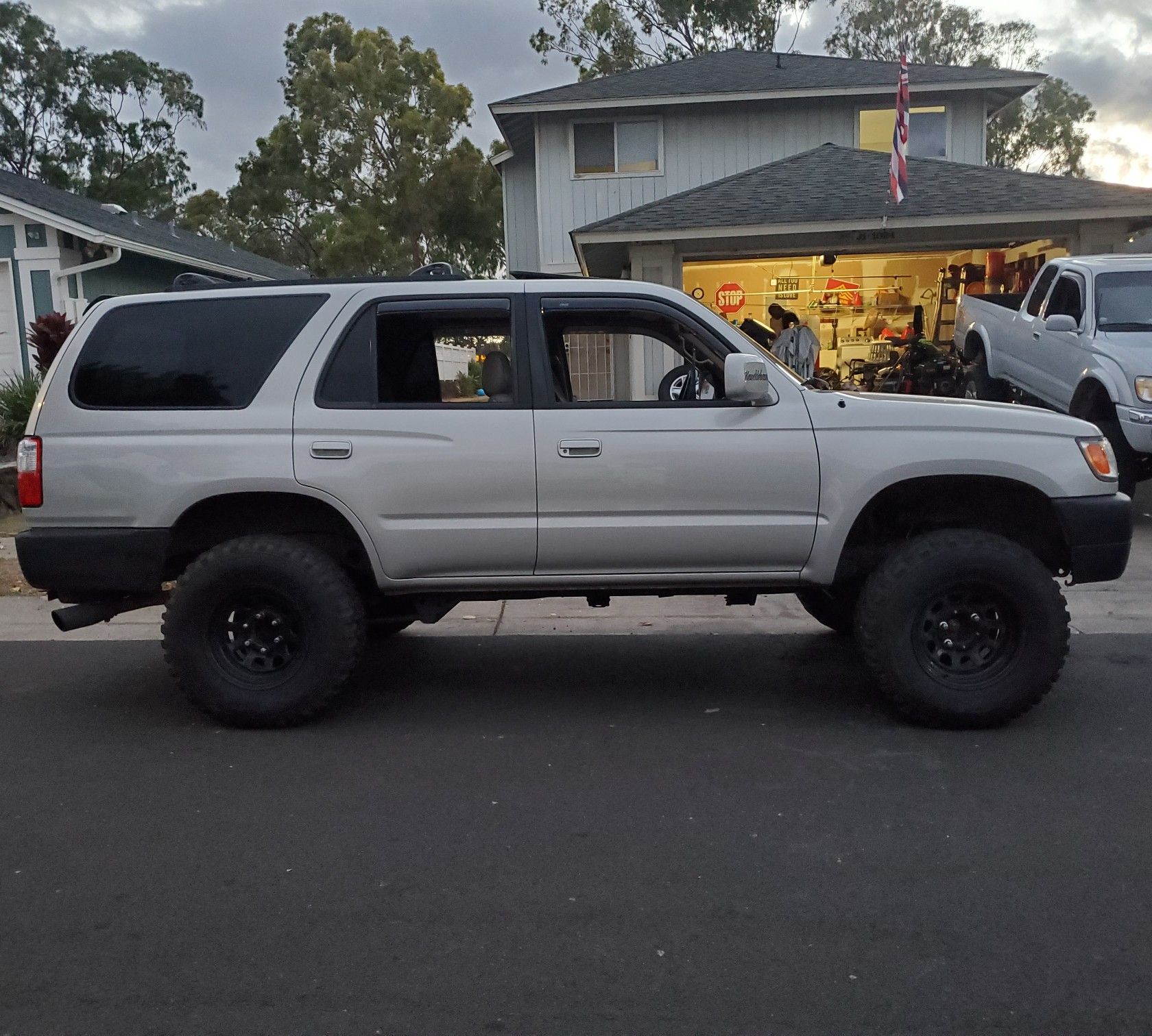 98 Toyota 4runner 4x4 for Sale in Ewa Beach, HI - OfferUp