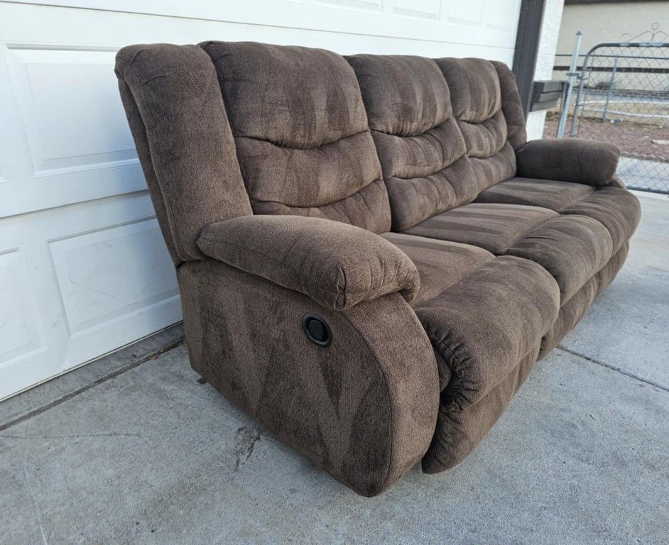 Nice Comfy Rich Brown Manual Recliner Sofa Couch Nicely Cushioned 1pc ...