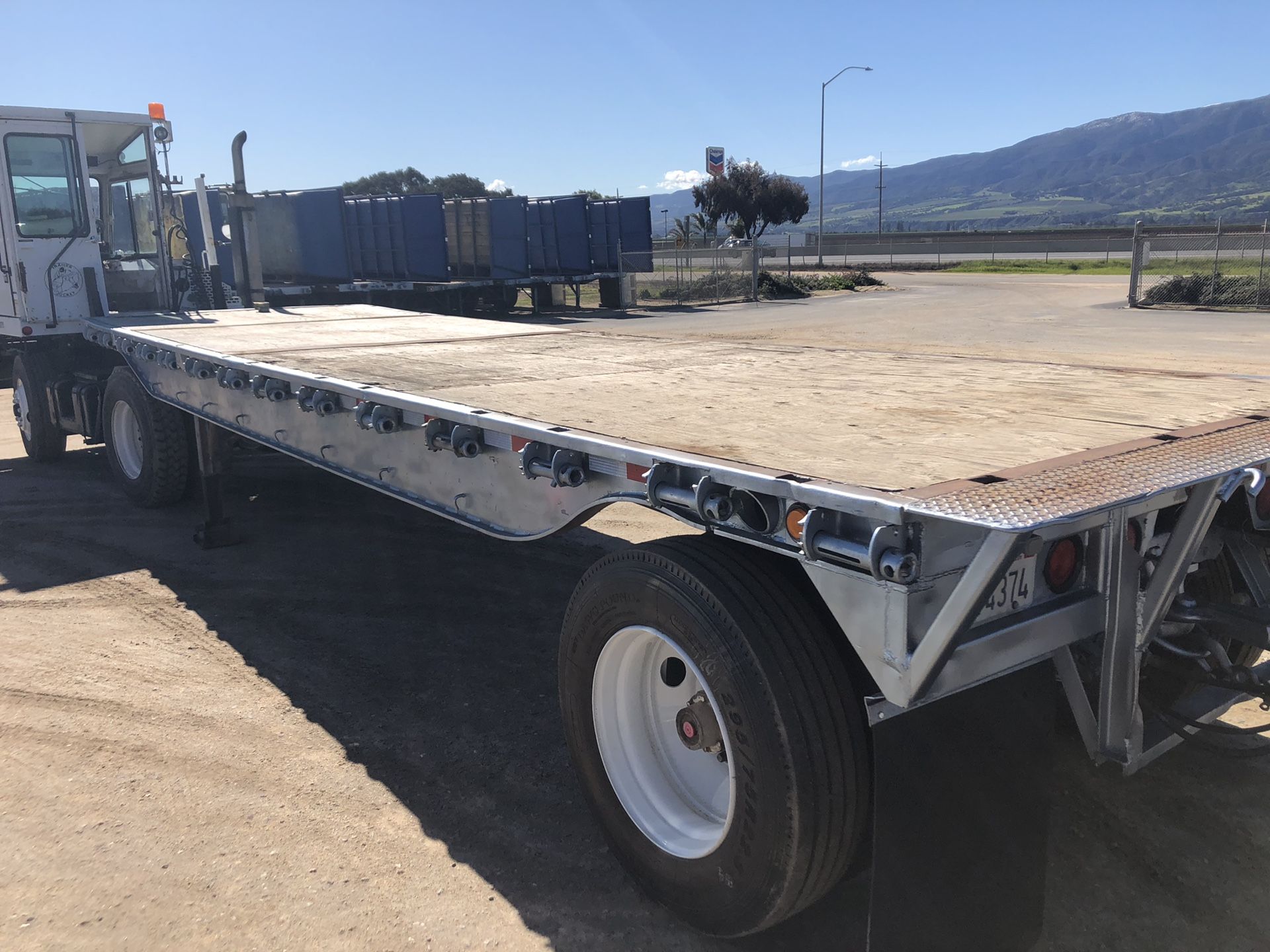 (2)sets 28’ flatbed trailer doubles for Sale in Hollister, CA - OfferUp