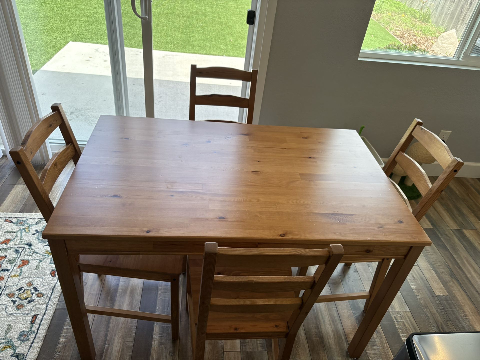 FREE Dining Room Table and 4 Chairs for Sale in San Diego, CA - OfferUp