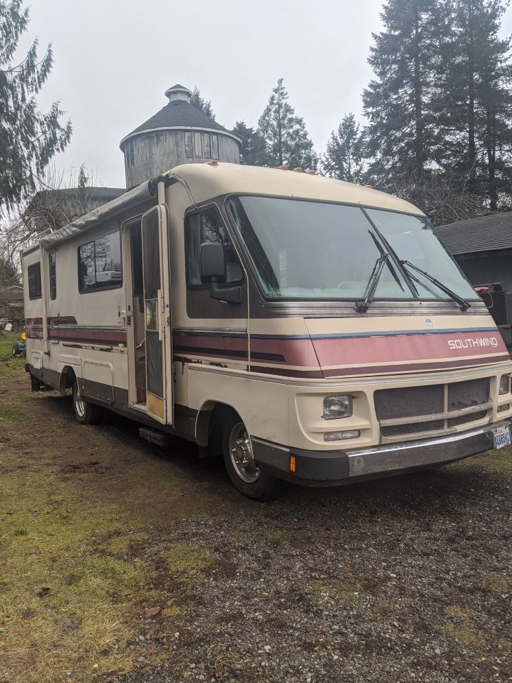 1990 fleetwood southwind 454 generator works! for Sale in Tenino, WA ...