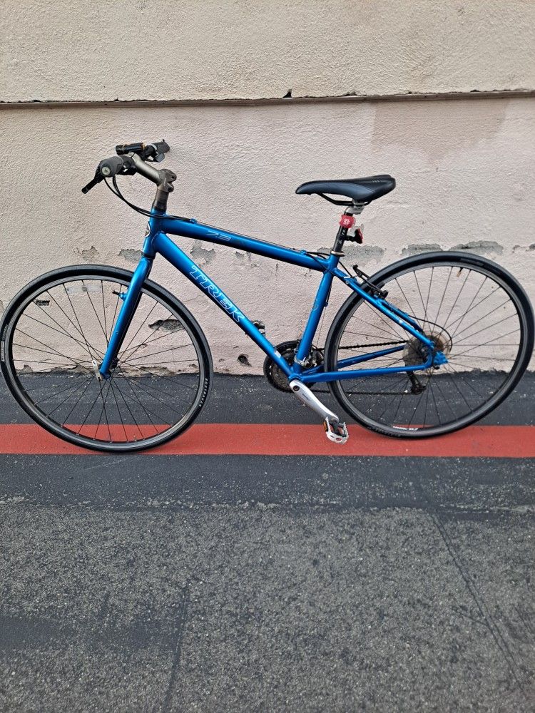 Trek Road Bike for Sale in Santa Ana, CA - OfferUp