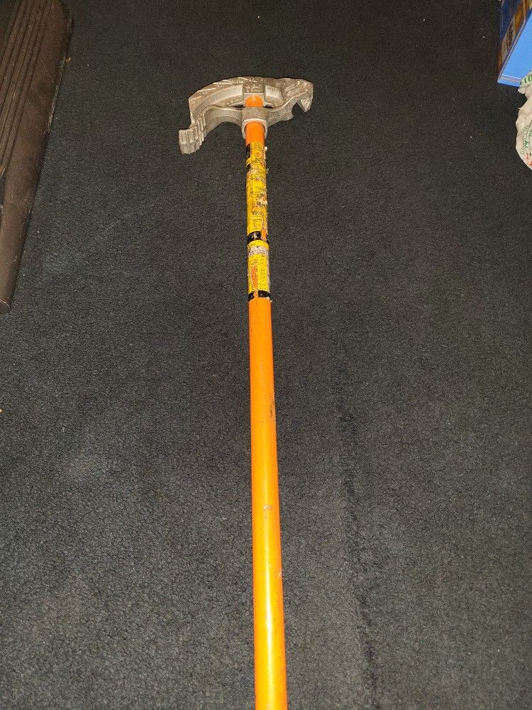 Klein Tools 1/2 EMT Conduit Bender for Sale in Long Beach, CA - OfferUp