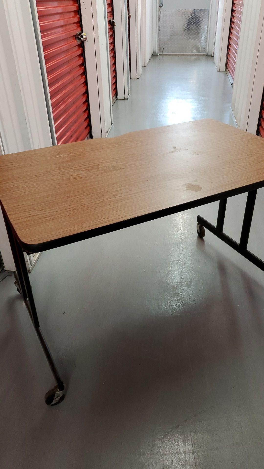 Roll around table 4ft by to 3ft or use as desk- SERIOUS REPLIES ONLY ...